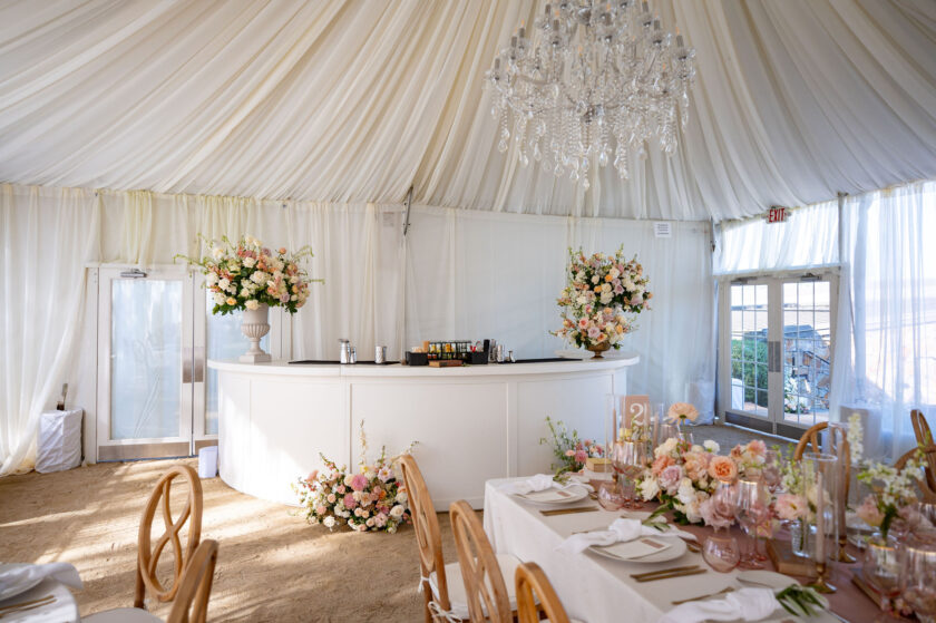 Eleanor Round Bar | Encore Events Rentals